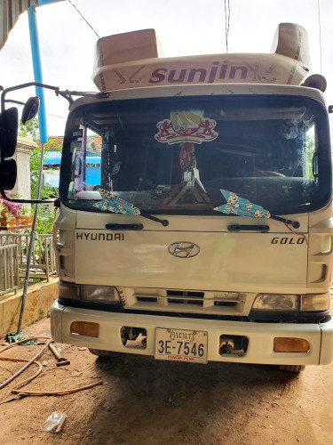 New and Used Cars For Sale in Cambodia - Khmer24.com