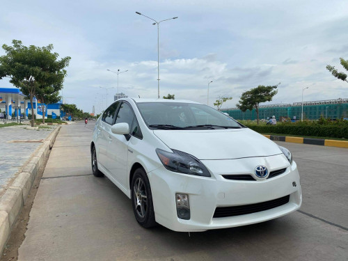 New and Used Toyota Prius Cars For Sale in Cambodia - Khmer24.com