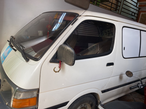 New and Used Toyota Hiace Cars For Sale in Cambodia - Khmer24.com