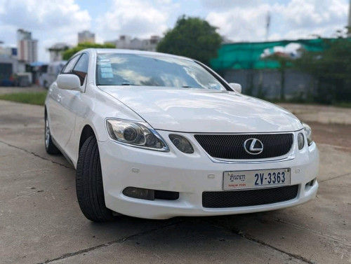 Gs 300 in Phnom Penh, Cambodia on Khmer24.com