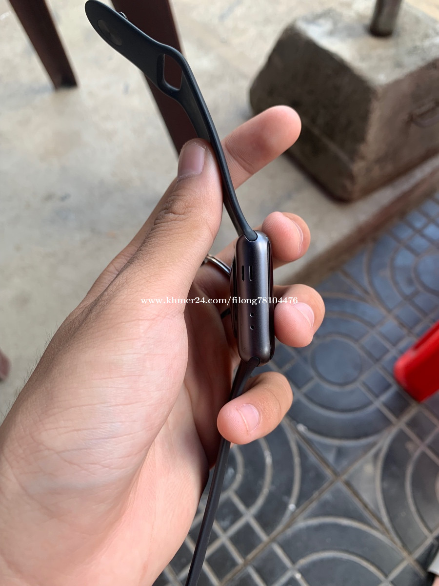 Iwatch S3 42mm LTE full set Price $165 in Phnom Penh, Cambodia - Fi long | Khmer24.com