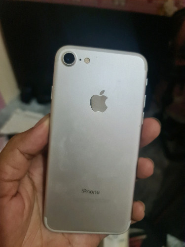 iPhone 7 តូច 75$ មានស្កេន Price $75.00 in Preah Sihanouk, Cambodia ...