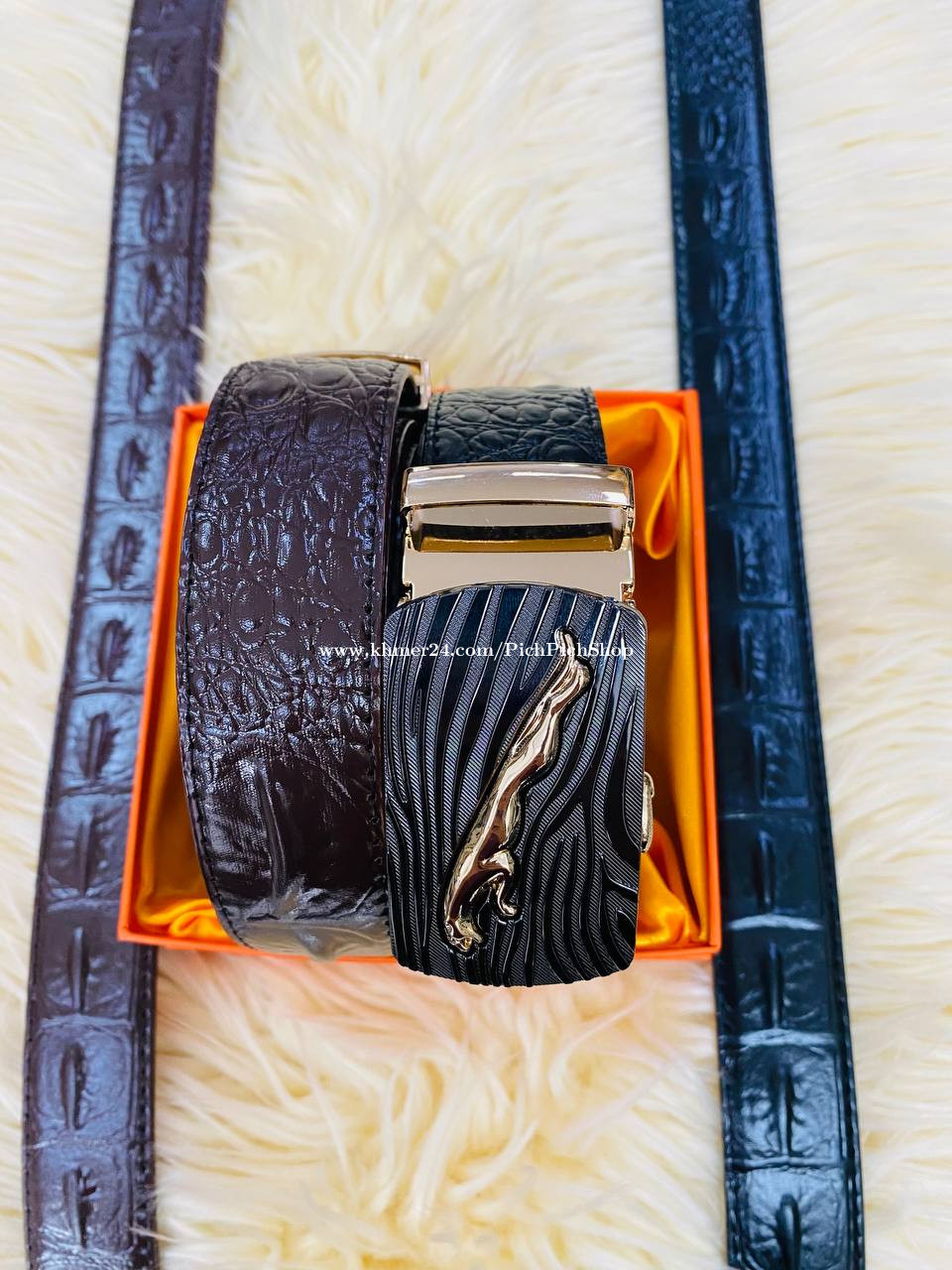 ខ្សែក្រវ៉ាត់ស្បែកក្រពើ តំលៃ $19.99 ក្នុង ភ្នំពេញ, កម្ពុជា - Veasna | Khmer24.com