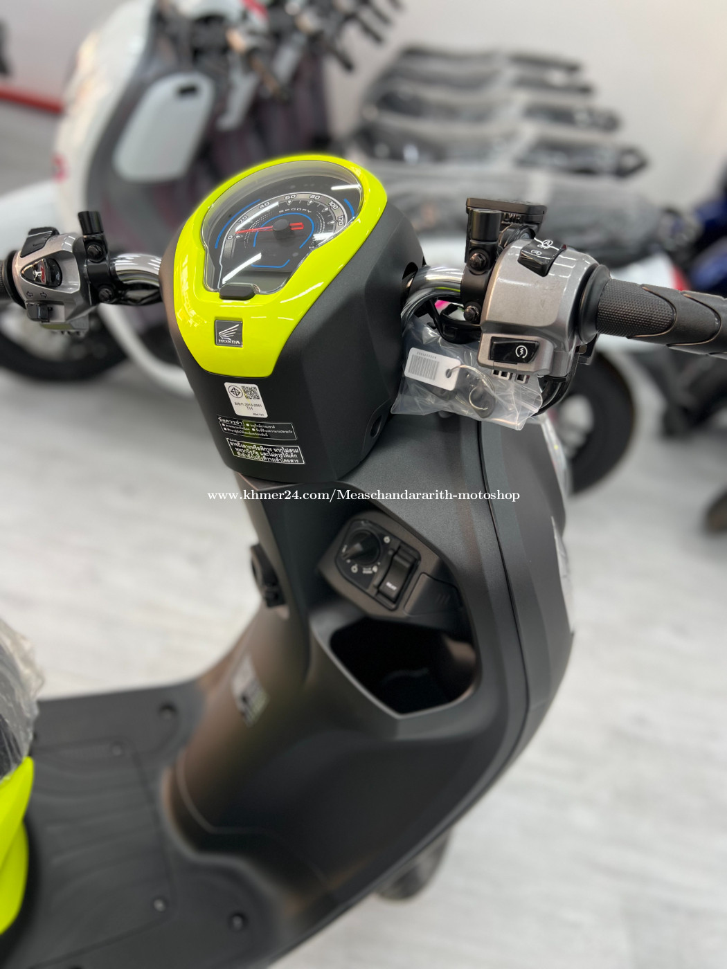 New Scoopy 2023 Smartkey ថ្មីកេះក្រដាសពន្ធ Price $2630 in Boeng Keng ...