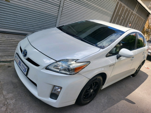 រថយន្ត ថ្មី និងមួយទឹកសម្រាប់លក់ ក្នុង កម្ពុជា - Khmer24.com