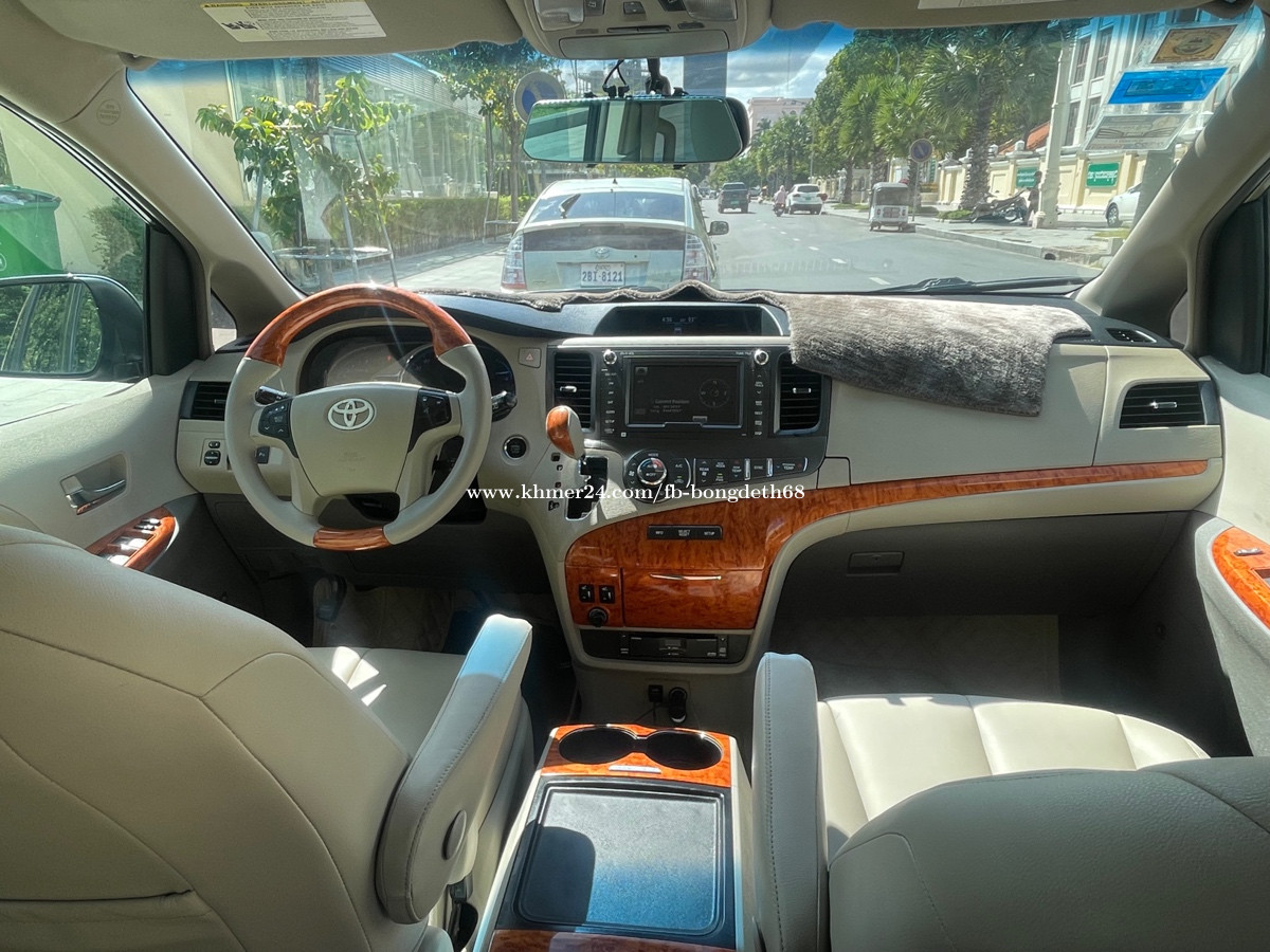 Sinna012XLE full option ប៉ុង1ជាប្រភេទមេឡាន ម្ចាស់ដេីមផ្ទាល់ Price $29300.00 in Voat Phnum ...