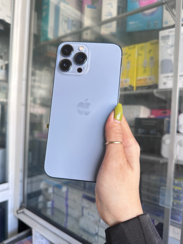 13pro max blue99% ធ្លាប់ដូរអេក្រង់1អេក្រង់សុីនក្រុមហ៊ុន Price $580.00 in Stueng Mean chey 2 ...