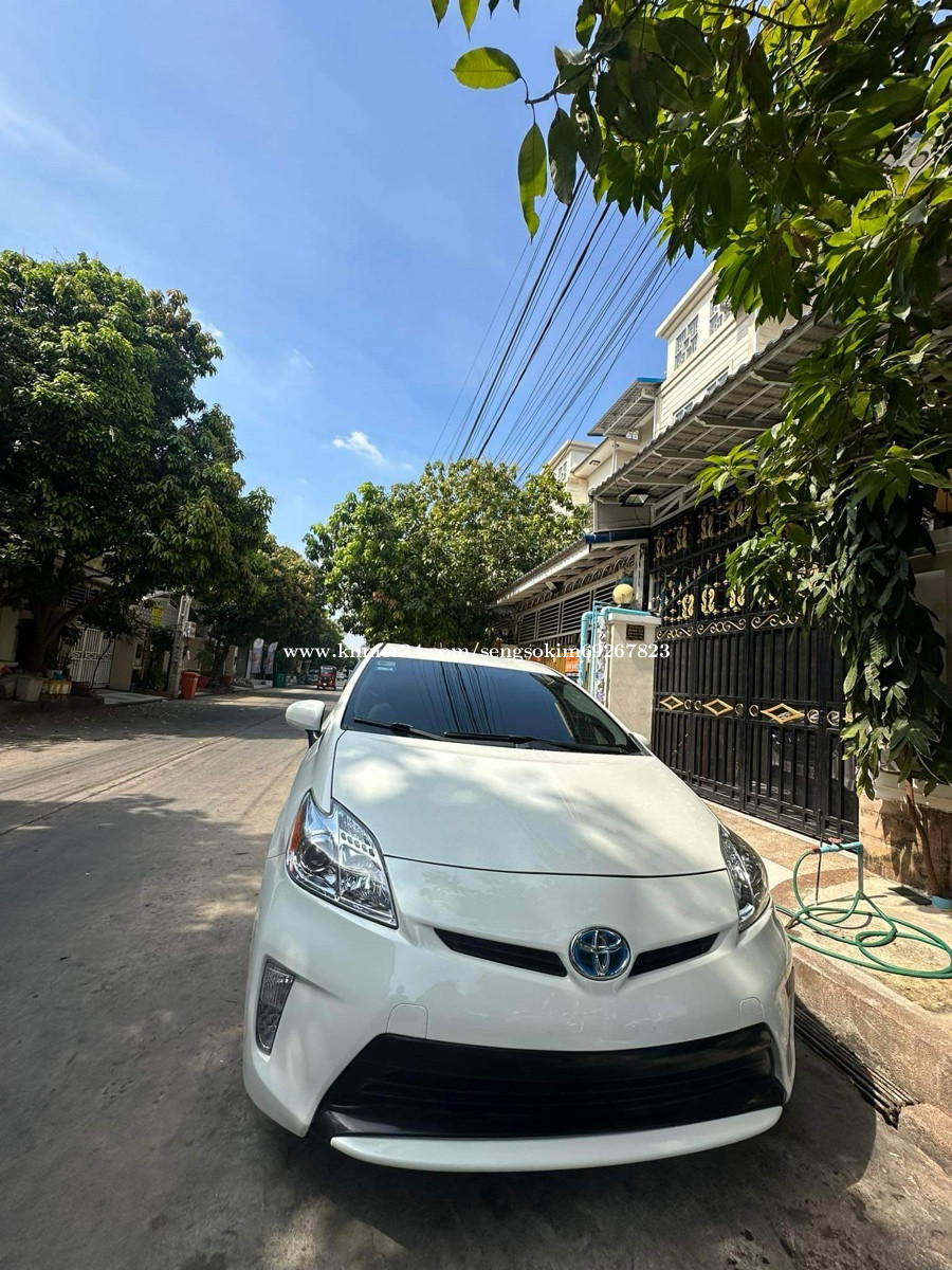 Prius 014 option 4 price $22000 in Dangkao, Dangkao, Phnom Penh ...
