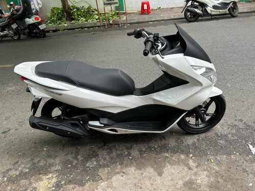 PCX 125cc year 2017 មានពន្ធកាតគ្រី Price $1390.00 in Boeng Prolit, Cambodia ...