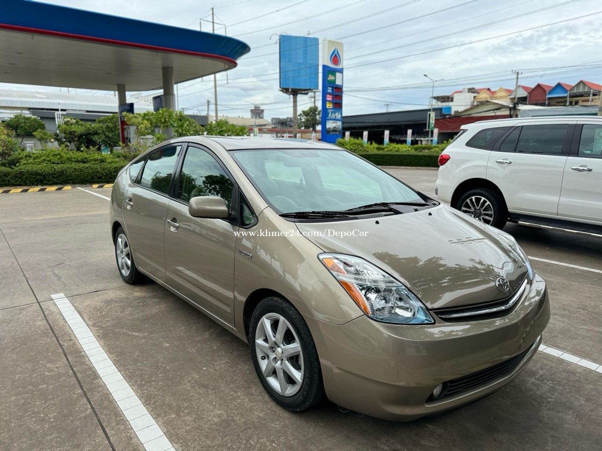 Prius 09 touring full no Map តំលៃ $12900.00 ក្នុង ភ្នំពេញថ្មី, សែនសុខ ...