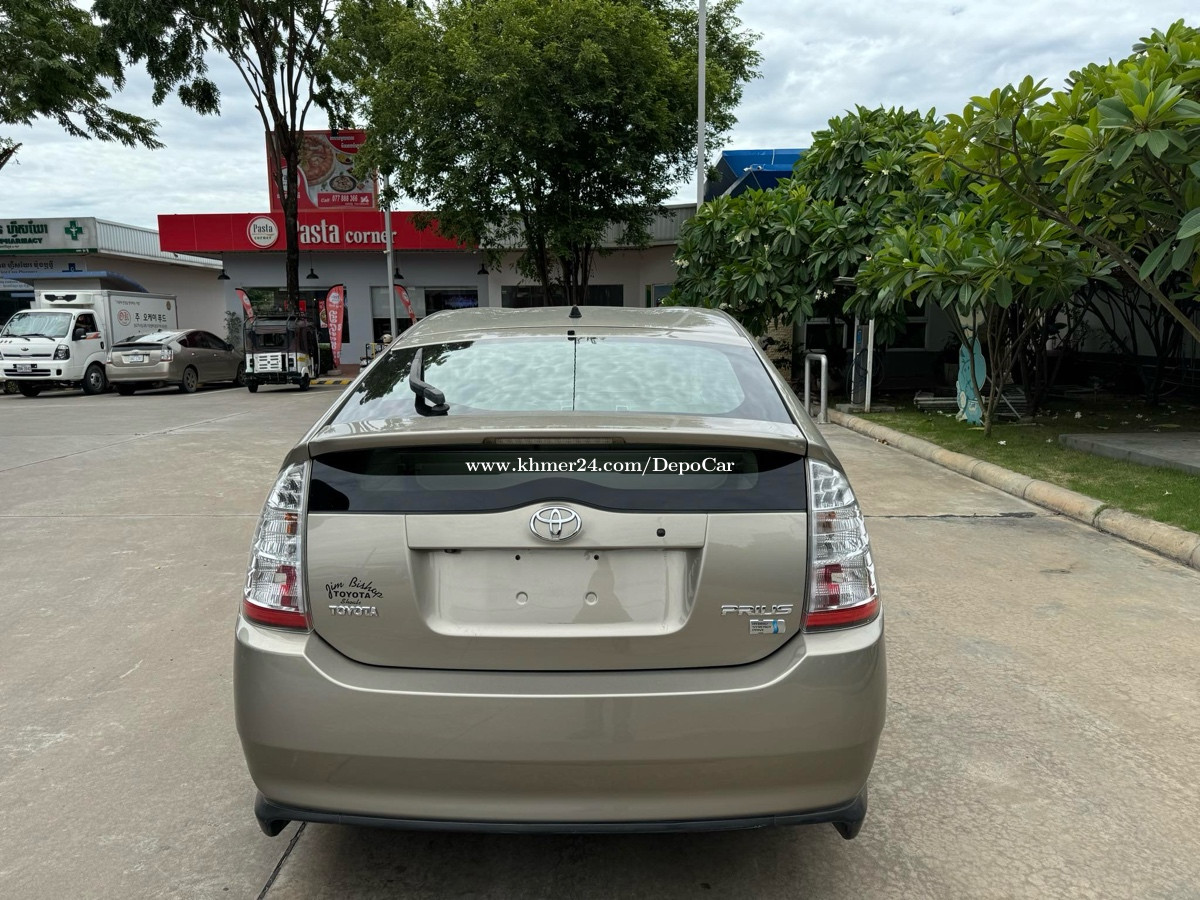 Prius 09 touring full no Map តំលៃ $12900.00 ក្នុង ភ្នំពេញថ្មី, សែនសុខ ...