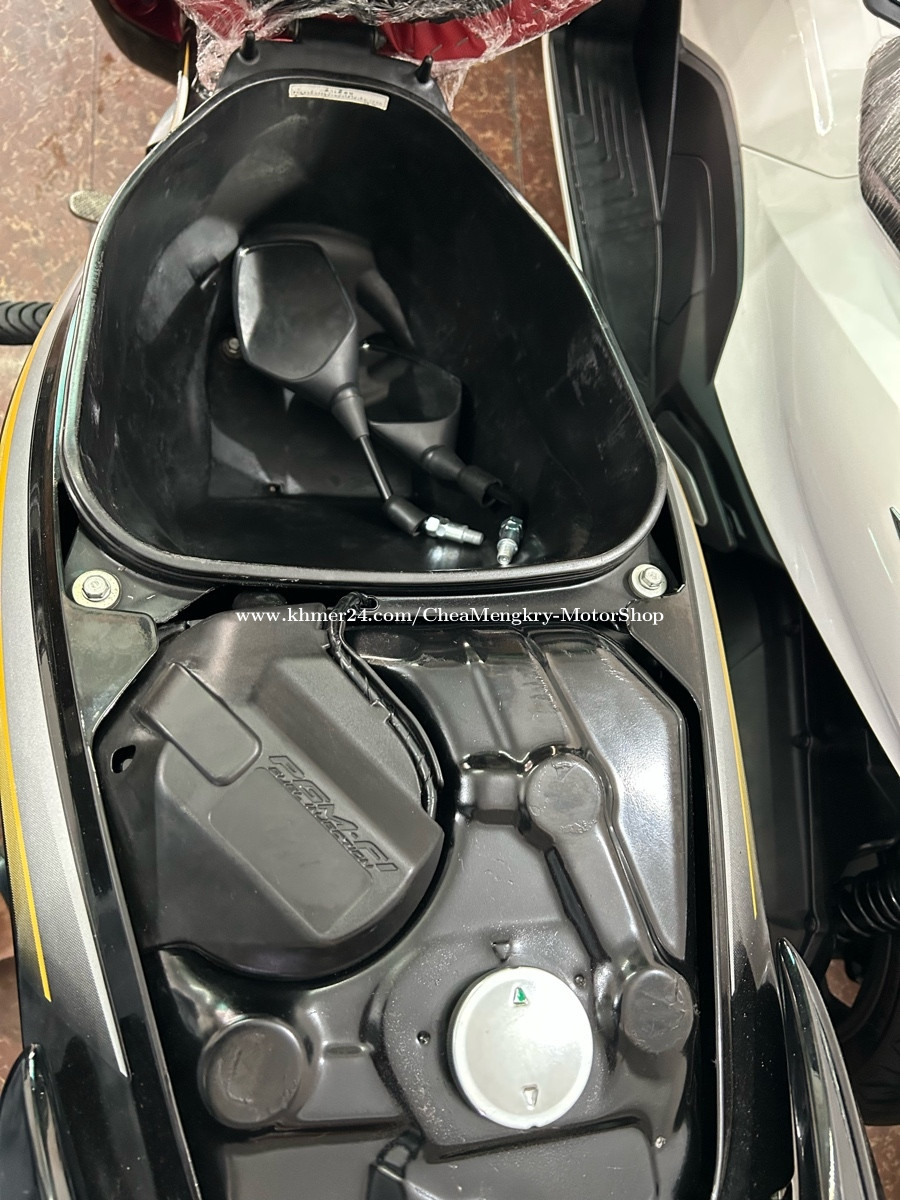 Honda wave I 125cc year 2017 មានពន្ធកាតគ្រី Price $1080.00 in Boeng Prolit, Cambodia - sok hen ...