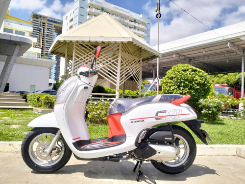 Scoopy I Club 020 ...