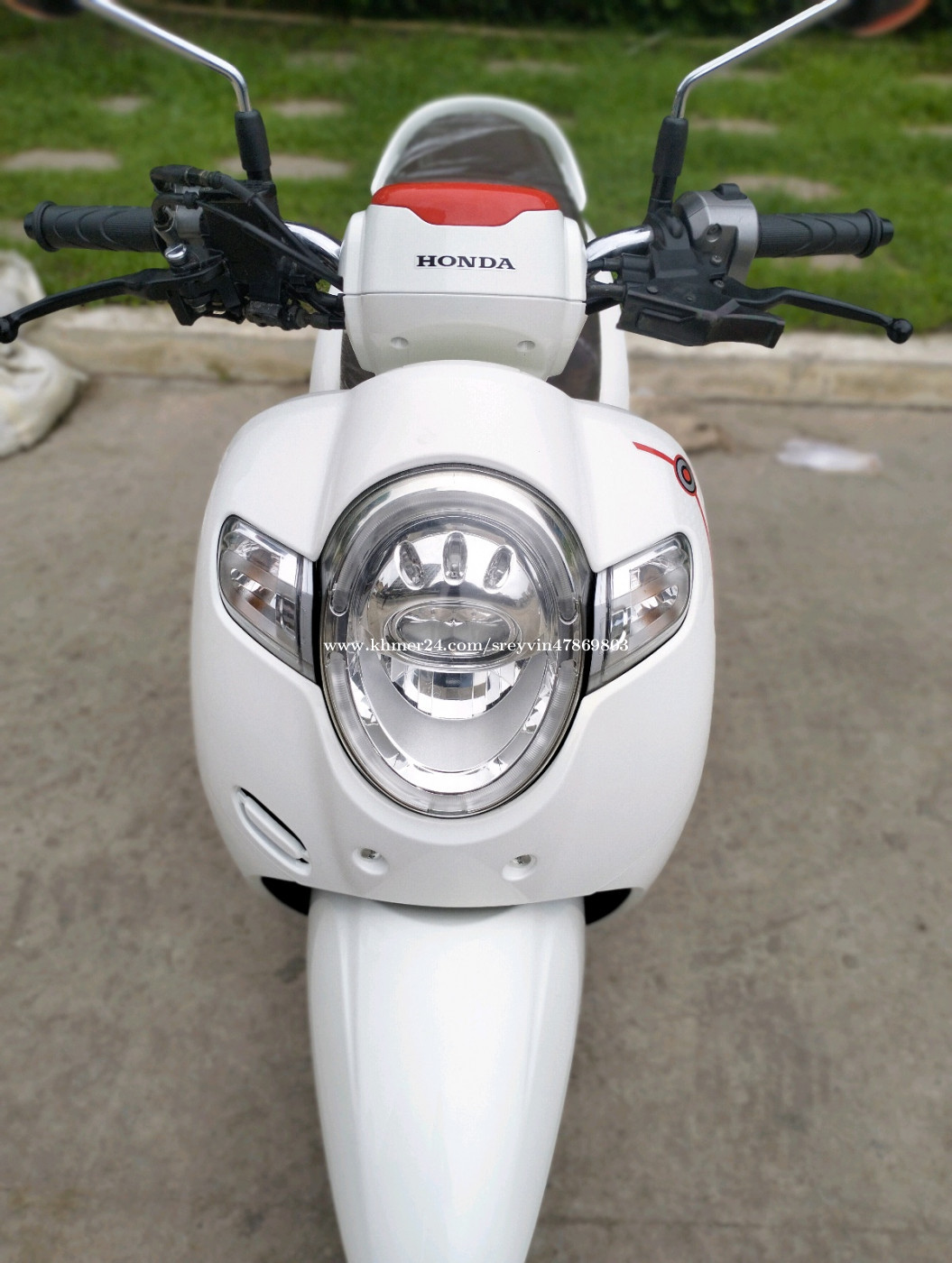 Scoopy I Club 020 ម៉ាស៊ីនតាន់ហាប់នែនសំណុំហ្សីនរំលស់សុទ្ធ💯 Price $1800. ...
