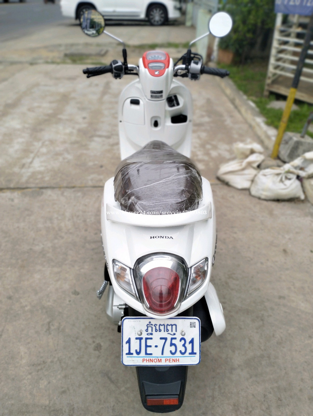 Scoopy I Club 020 ម៉ាស៊ីនតាន់ហាប់នែនសំណុំហ្សីនរំលស់សុទ្ធ💯 Price $1800. ...