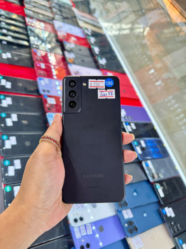 Samsung Galaxy S21 Fe 5g Sim1 មួយទឹក អាមេរិក Price 230 00 In Tuek Lak