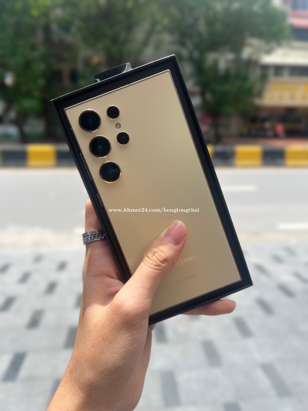 Sumsung galaxy s24 Ultra 99% with box 12G 256Gb Sim2 Price $919.00 in ...