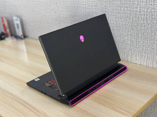 Alienware m15 R3 ( 99% ) CPU Core i7 10th Gen, RAM 16GB, SSD 512GB, VGA ...
