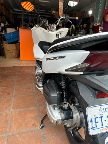 Sell pcx 150cc, smart key, good condition Price $1200.00 in Phnom Penh ...