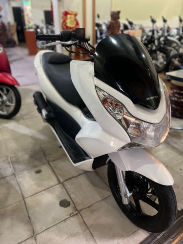 Honda PCX 125cc 2011 Japan 100% Price $899.00 in Veal Vong, Cambodia ...