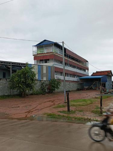 ៧*៦០ = ៣២ បន្ទប់ លក់បន្ទាន់ តំលៃ $285000.00 ក្នុង ត្រពាំងក្រសាំង, ពោធិសែនជ័យ, ភ្នំពេញ, កម្ពុជា ...