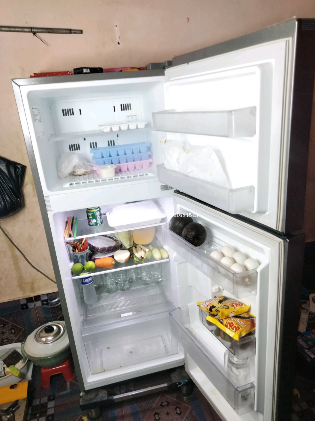 លក់ប្រញប់ព្រោះរេីសបន្ទប់ ប្រភេទម៉ាក LG កម្ពស់1.8m ស្នាមកំពិតមុខតិចប្រេីថែលនៅដូចថ្មី លក់ 180 ...