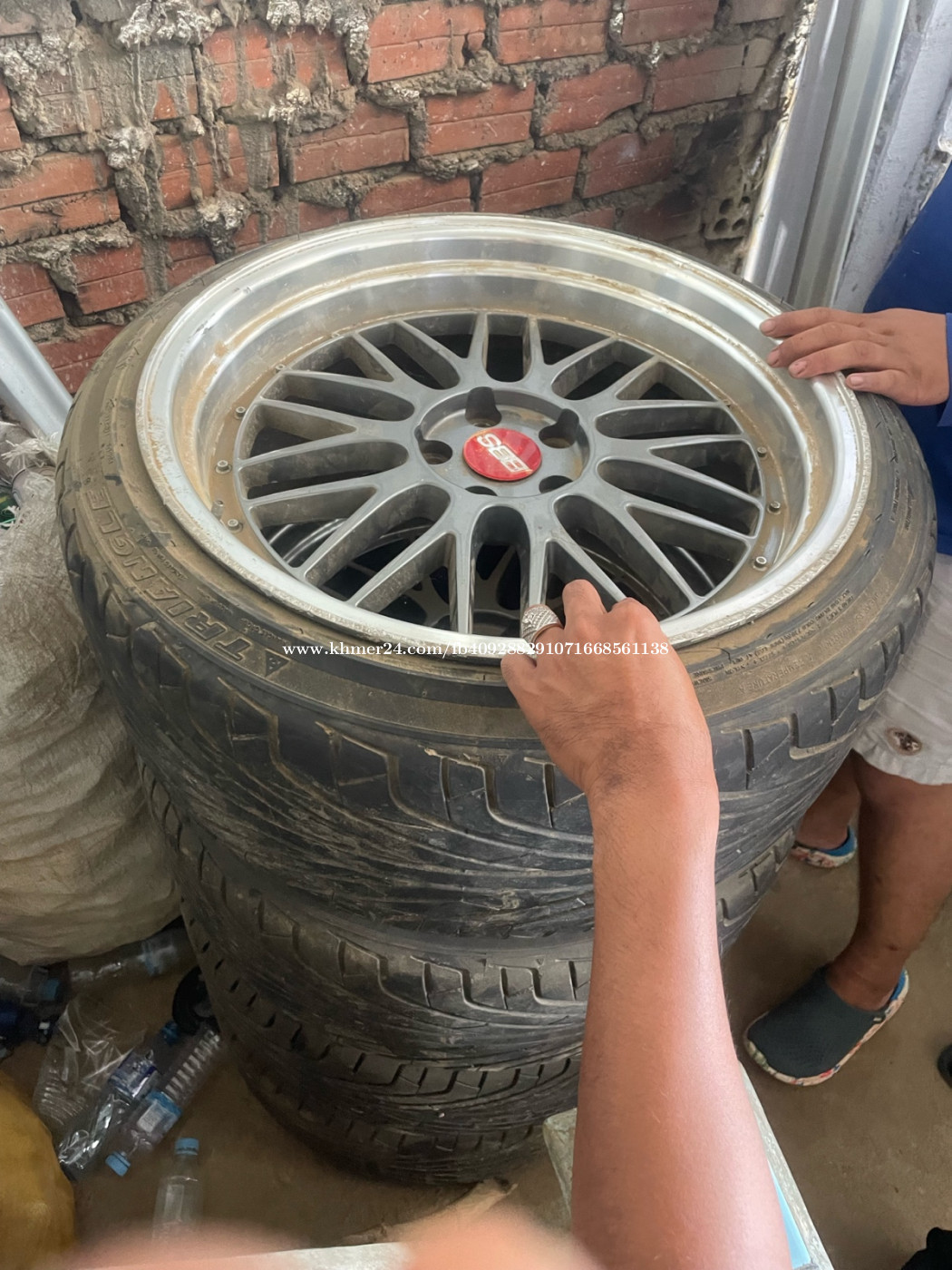 R20 សំបកថៃ 255 /35 20 ទីតាំងកំពង់ចាម 090329265 price $350.00 in Kampong Cham, Krong Kampong Cham ...