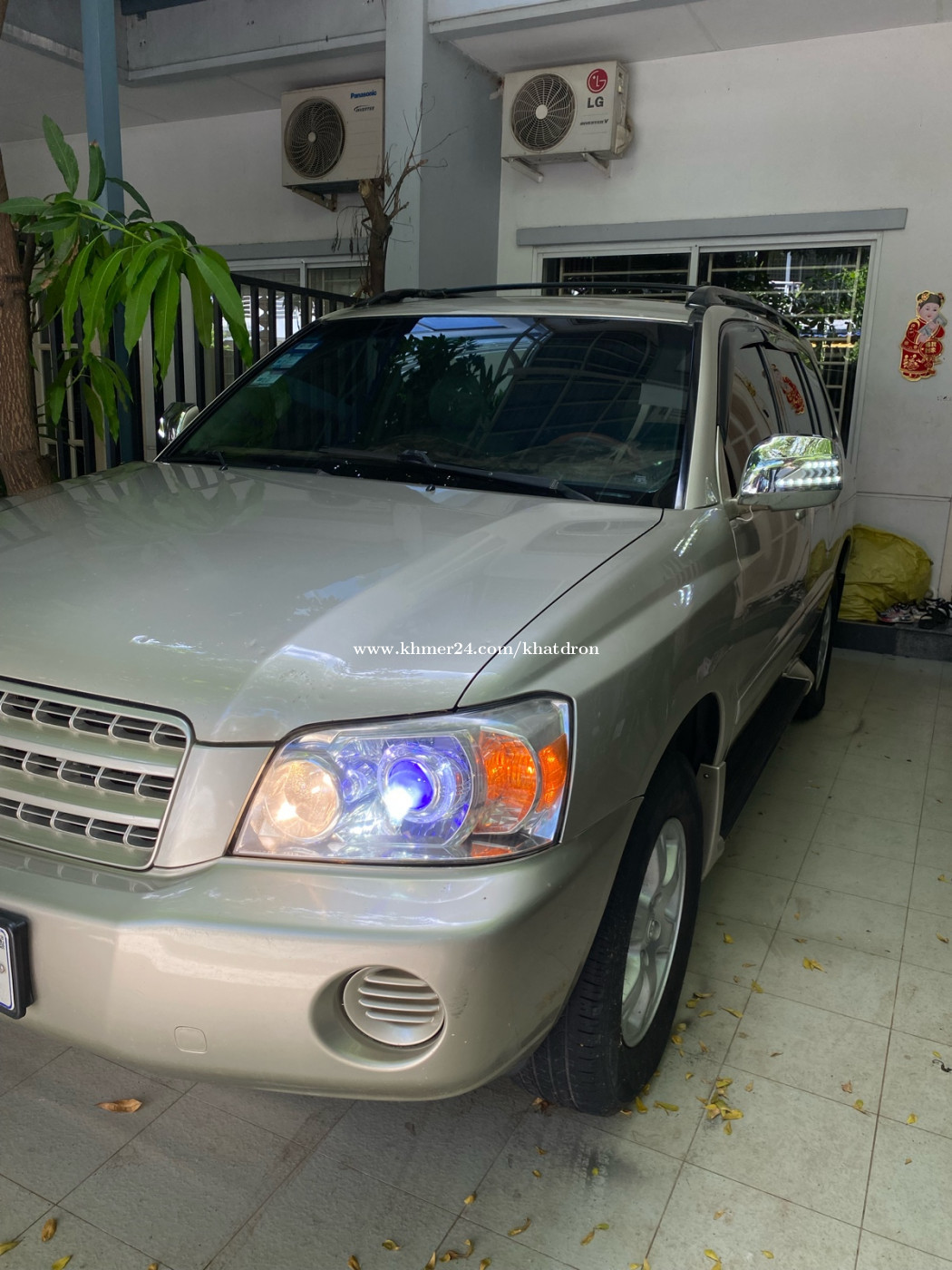 Highlander 03 V4 ប៉ុង 1 price $12700.00 in Stueng Mean chey 2, Mean ...
