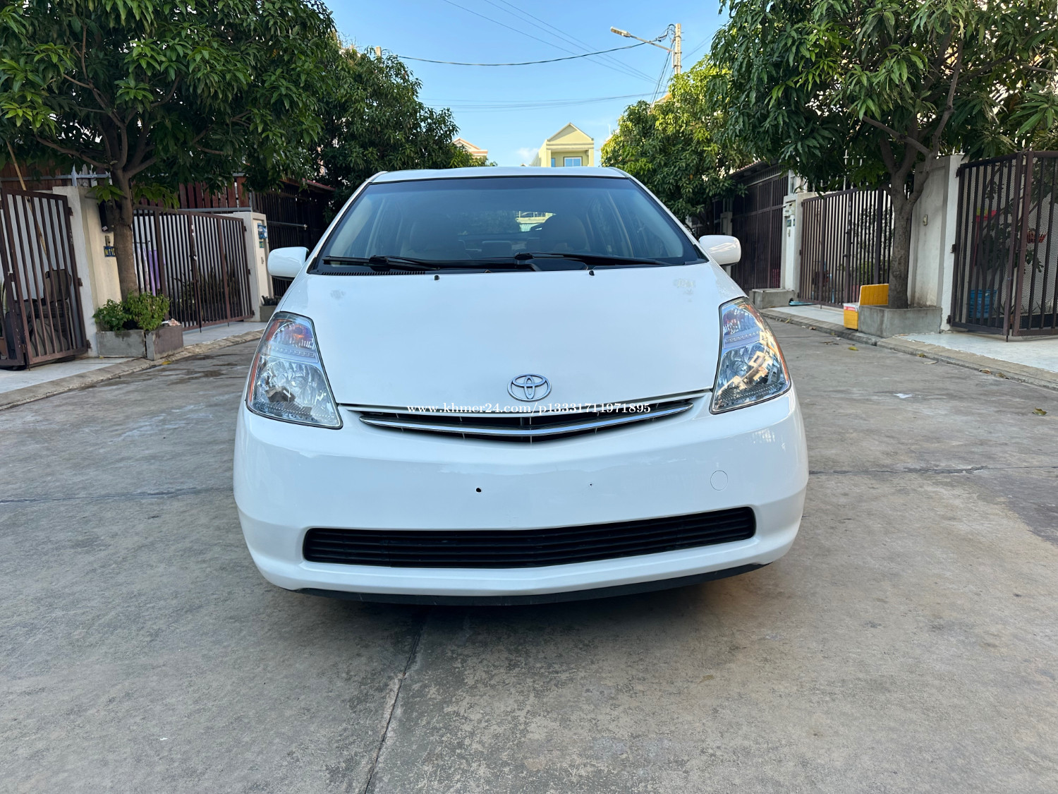 prius 09 half full 13200 ក្នុង លឿង price $13200.00 in Kouk Khleang ...