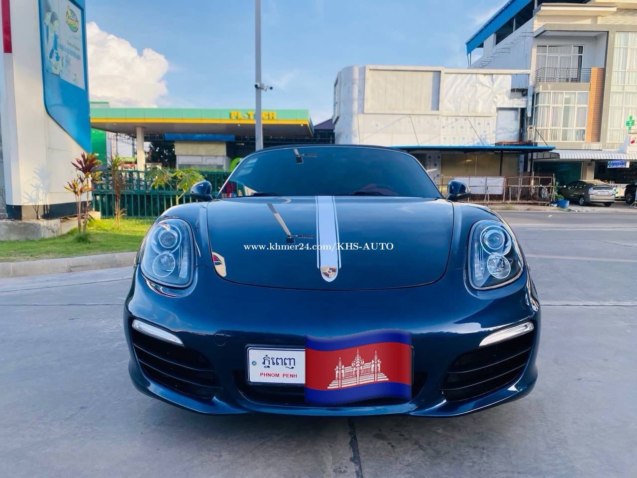 Porch Boxster convertible full option price $39000 in Tuol Sangkae 1, Ruessei Kaev, Phnom Penh ...