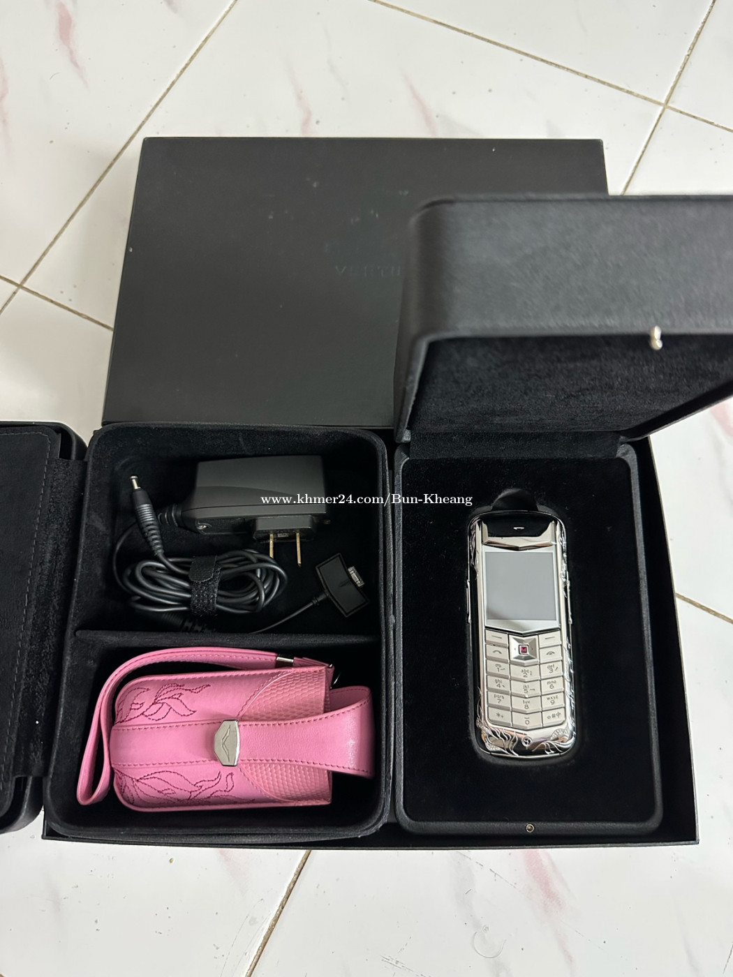 Vertu Constellation Rococo Pink Ruby Diamonds price $789.00 in Boeng ...