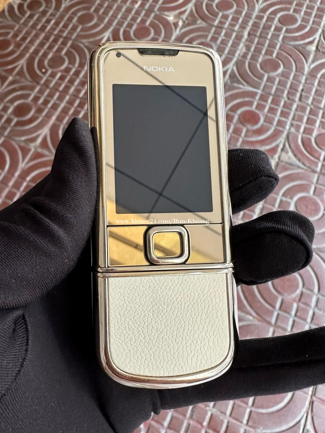 Nokia 8800 Gold Arte price $999.00 in Boeng Prolit, Prampir Meakkakra ...