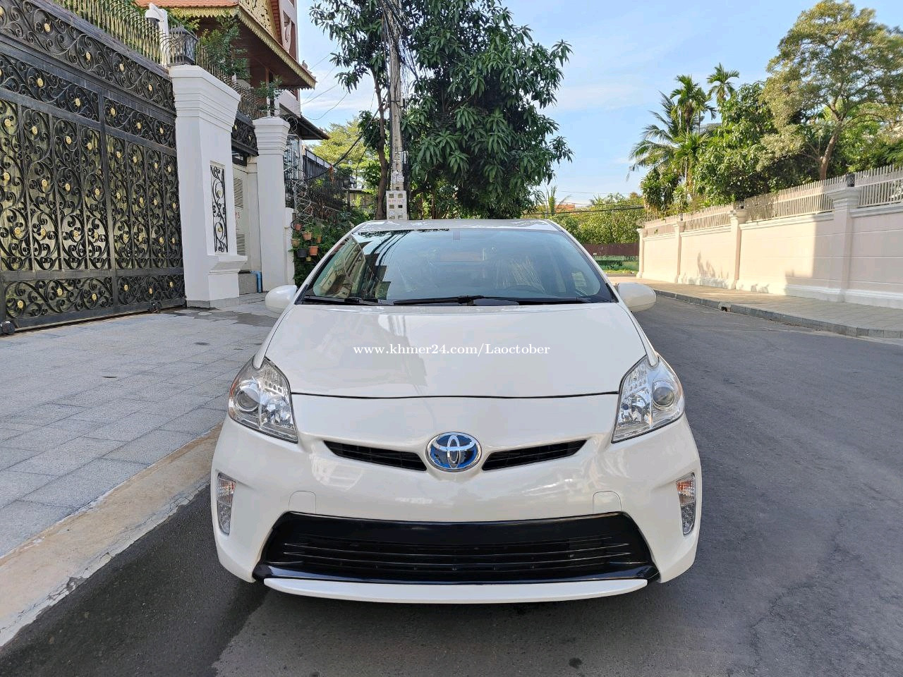 Prius 012 options 3 អេក្រង់ធំ ខាងក្នុងខ្មៅស សំបុកឃ្មុំហ្សុីន ក្រដាសពន្ធ ...