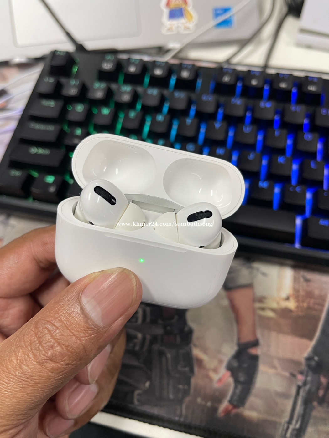 Airpod Pro Original price $100.00 in Tonle Basak, Chamkar Mon, Phnom ...