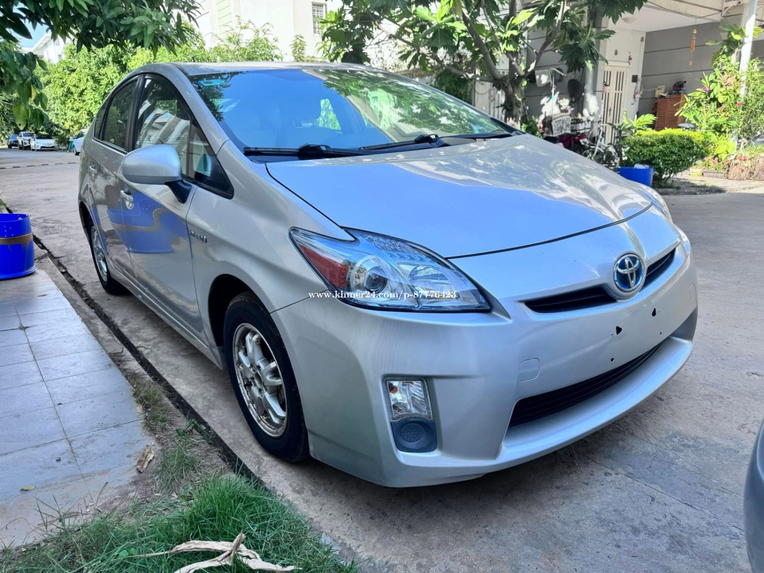 Prius 010 option 4 ក្រដាសពន្ធ តម្លៃត្រឹមតែ 16200$ price $16200.00 in ...