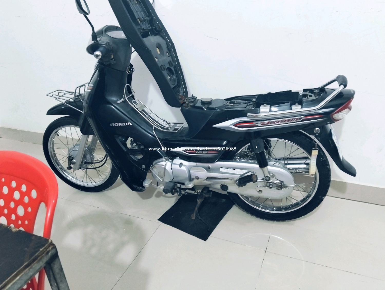 មានកាតគ្រី price $1050.00 in Kamboul, Kamboul, Phnom Penh, Cambodia - Sok Sovan Nany | Khmer24.com