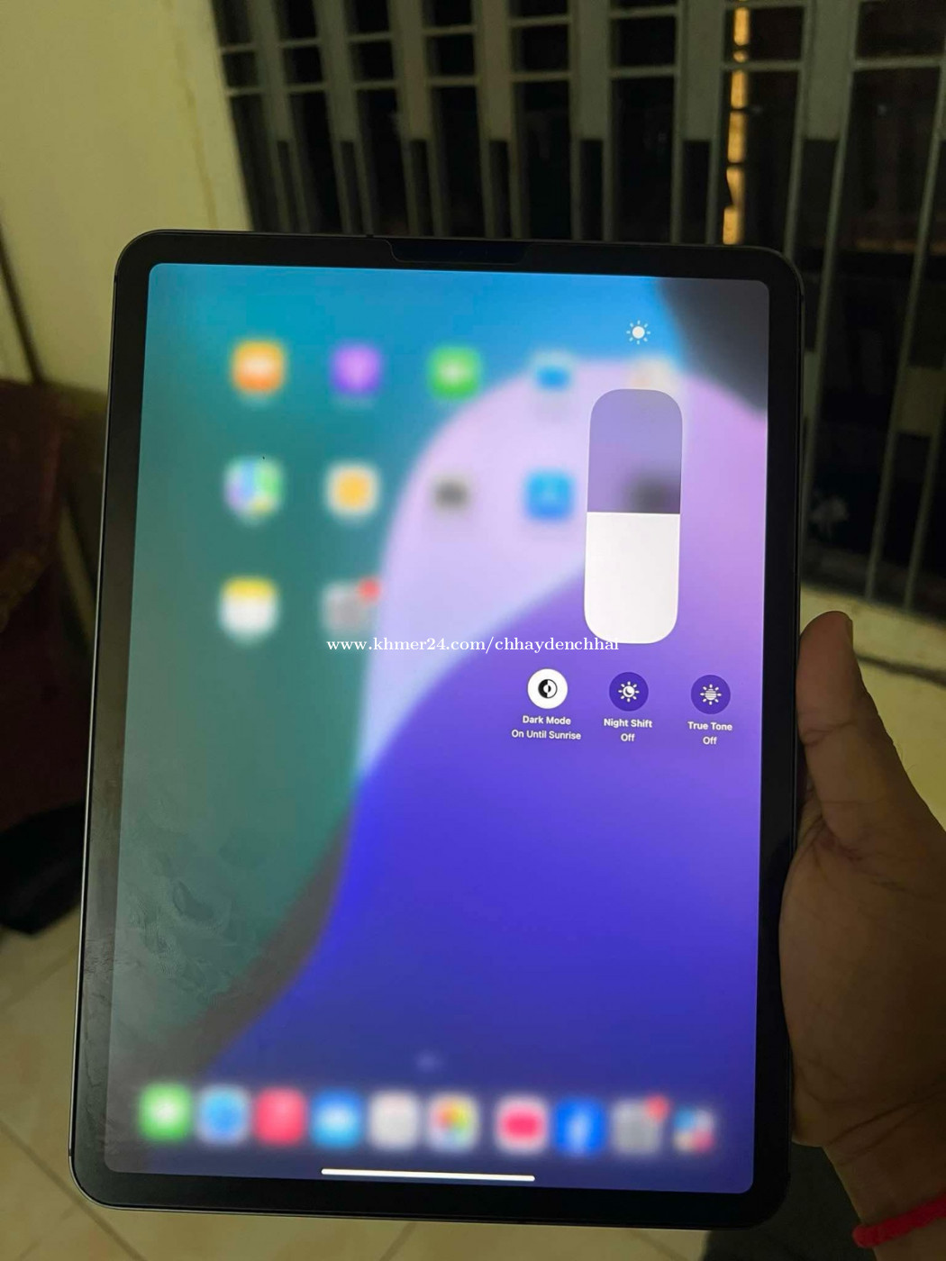 iPad pro 11 64G 2018 Sim Wifi ស្ទើរកញ្ចក់តិចទេដូចរូប គ្មានបញ្ហាអ្វីទេលក់ធូរៗ price $310.00 in ...