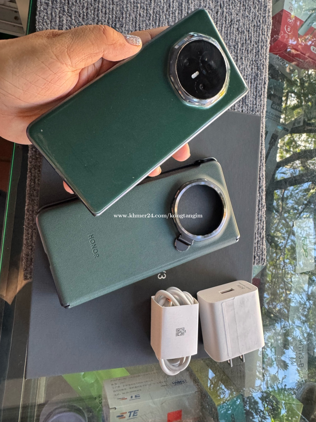 Honor Magic V3 12G 512G ក្រុមហ៊ុន price $1189.00 in Tuek L'ak Muoy, Tuol Kouk, Phnom Penh ...