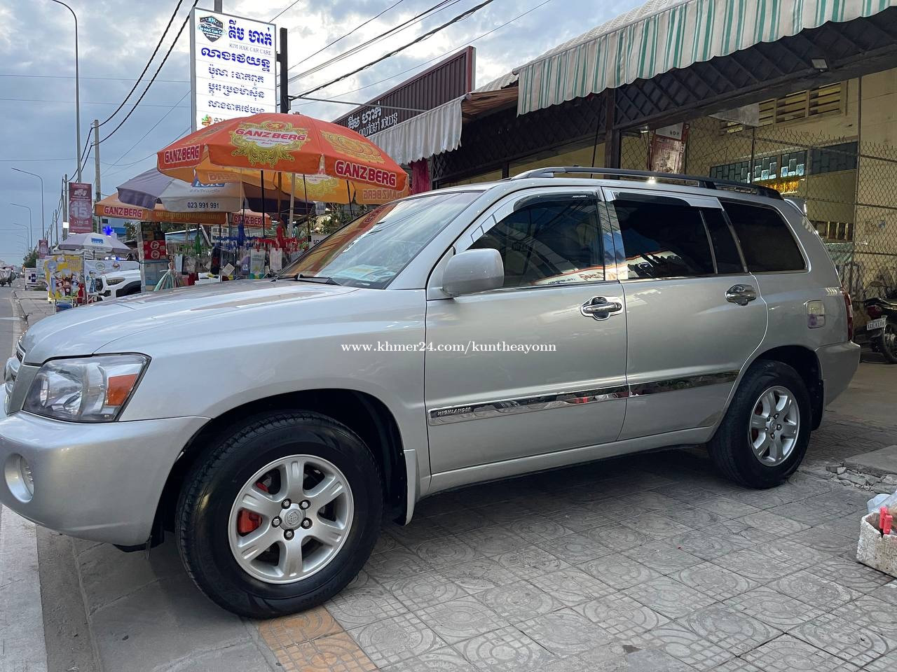 Highlander 03 V4 P1 ម្ចាស់ផ្ទាល់ ធានាឡានស្អាត price $13500.00 in Ta ...