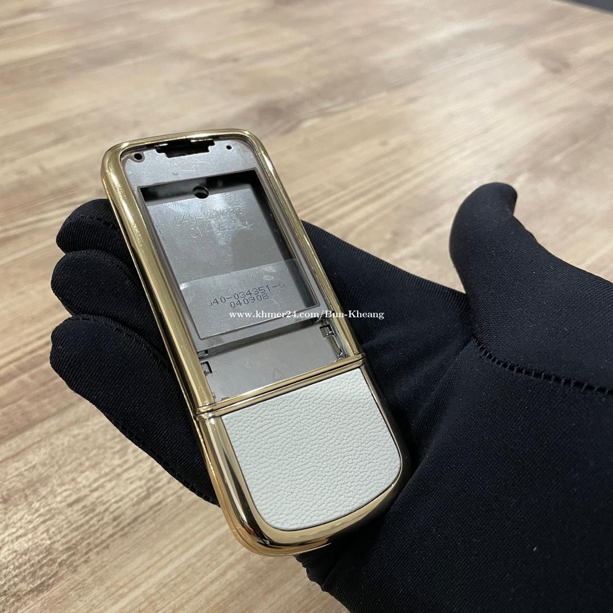 Nokia 8800 Gold Arte Housing price $7.00 in Boeng Prolit, Prampir ...