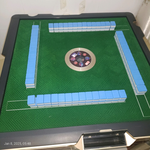 Tables & Desks in Cambodia - www.khmer24.com