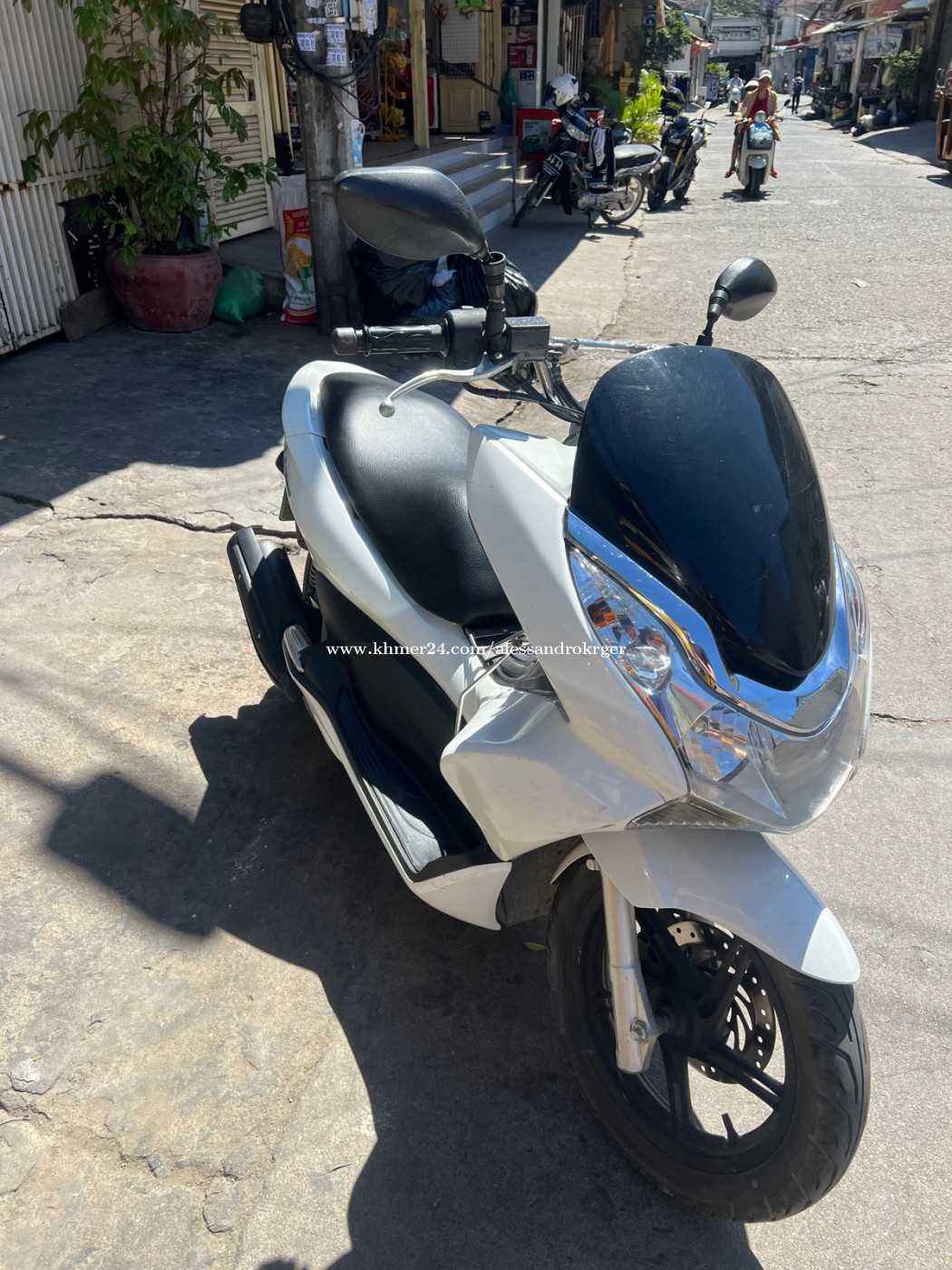 Honda PCX 150cc White price $900 in Ou Ruessei Muoy, Prampir Meakkakra, Phnom Penh, Cambodia ...
