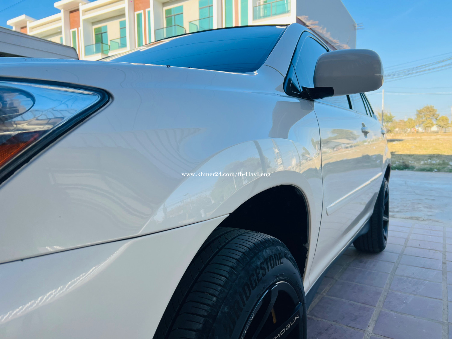 ឡានស្អាតណាស់ លក់ដូរសេរី!!! price $21600.00 in Paoy Paet, Krong Paoy Paet, Banteay Meanchey ...