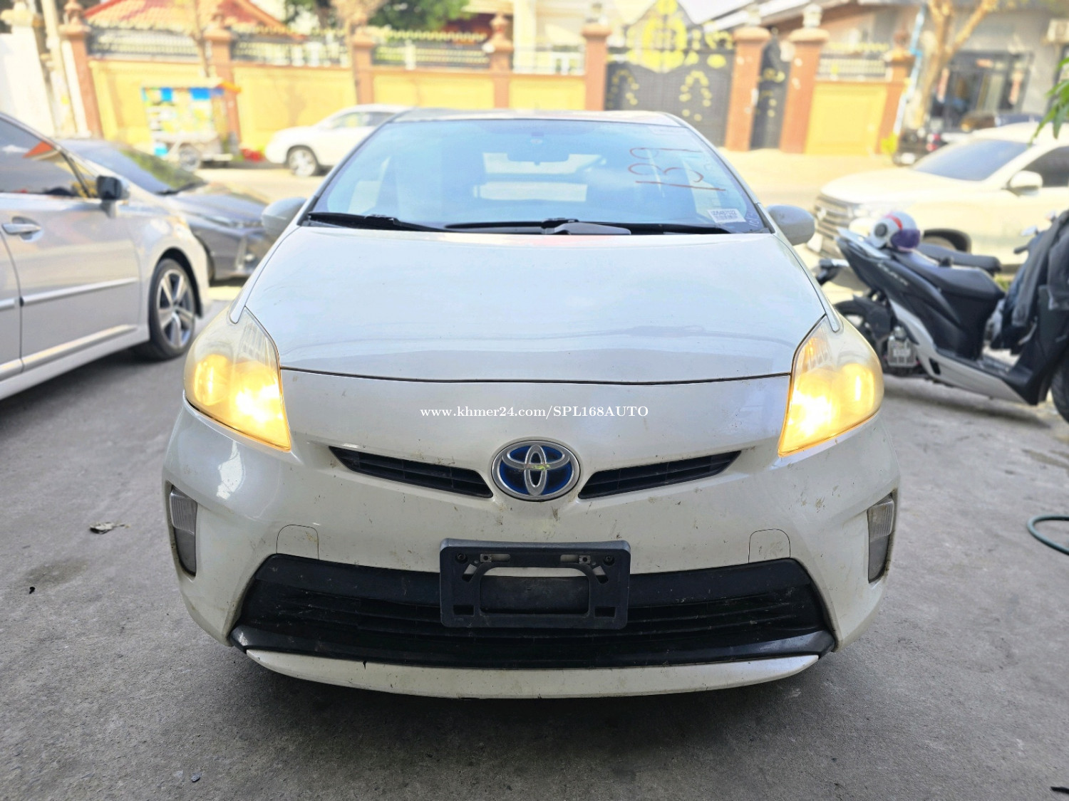 Toyota Prius 2012 Option 3 price $21500.00 in Phnom Penh Thmei ...