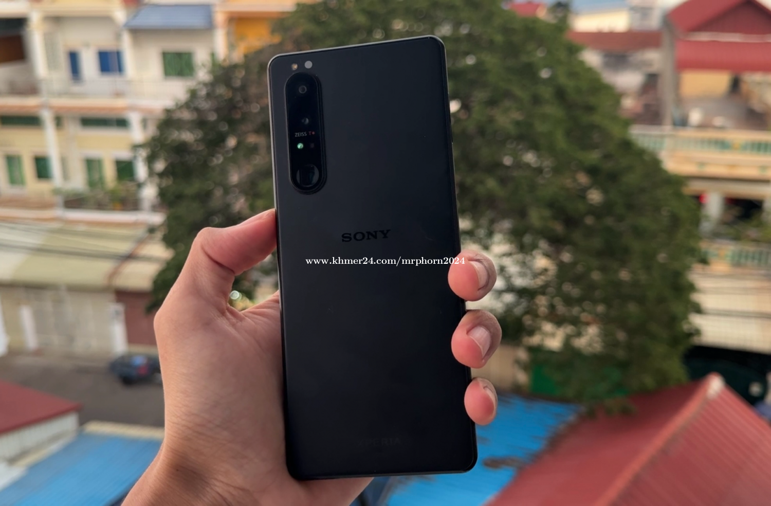 លក់ Sony Experia 1 III 12GB Storage 256GB SIM 1 price $245.00 in Tuek L ...