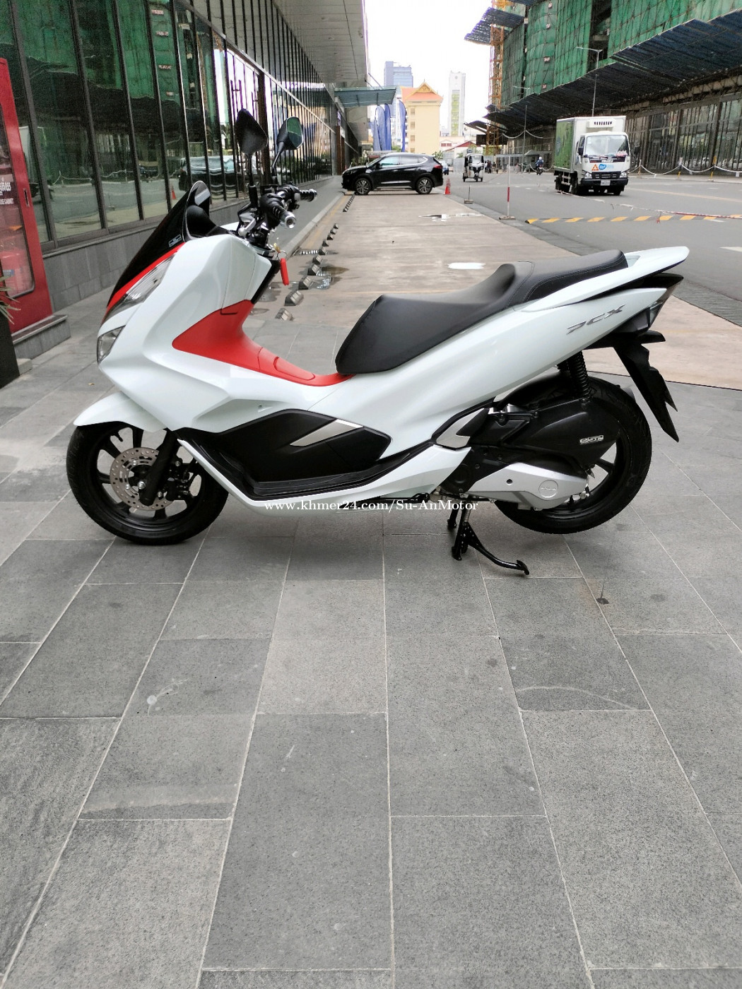 Honda pcx 2019 price $1890.00 in Boeng Prolit, Prampir Meakkakra, Phnom ...