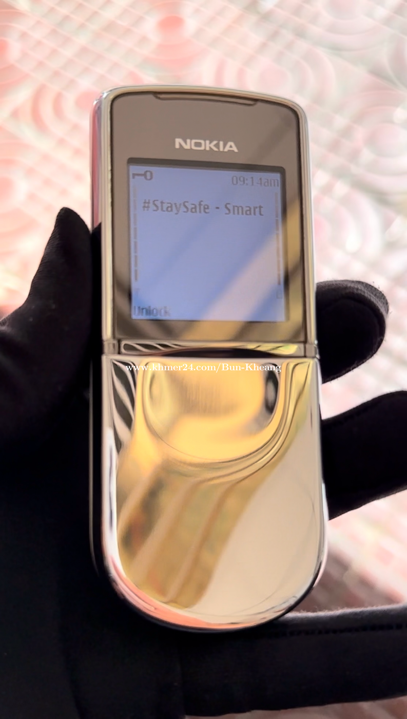 Nokia 8800 Sirocco Silver price $1.00 in Boeng Prolit, Prampir ...