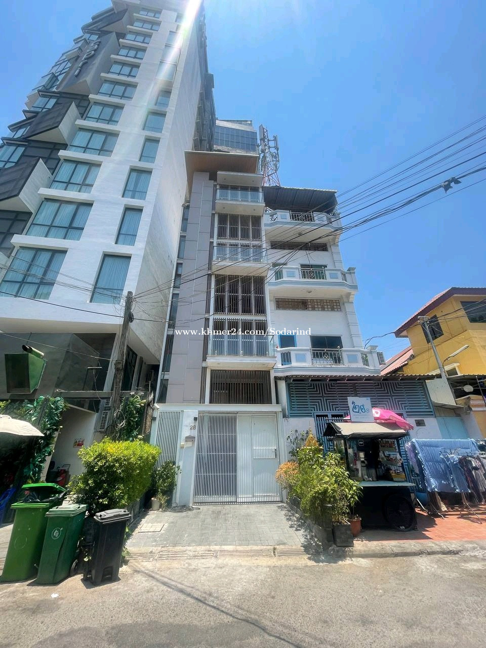 Luxury Townhouse For Sale in Khan Daun Penh price $650000.00 in Chakto ...