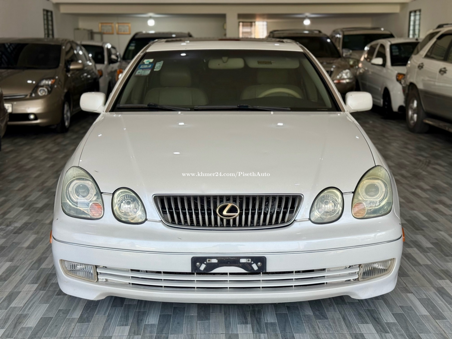 Lexus Gs300 ឆ្នាំ2003 Full Option price $9700.00 in Krang Thnong, Saensokh, Phnom Penh, Cambodia ...