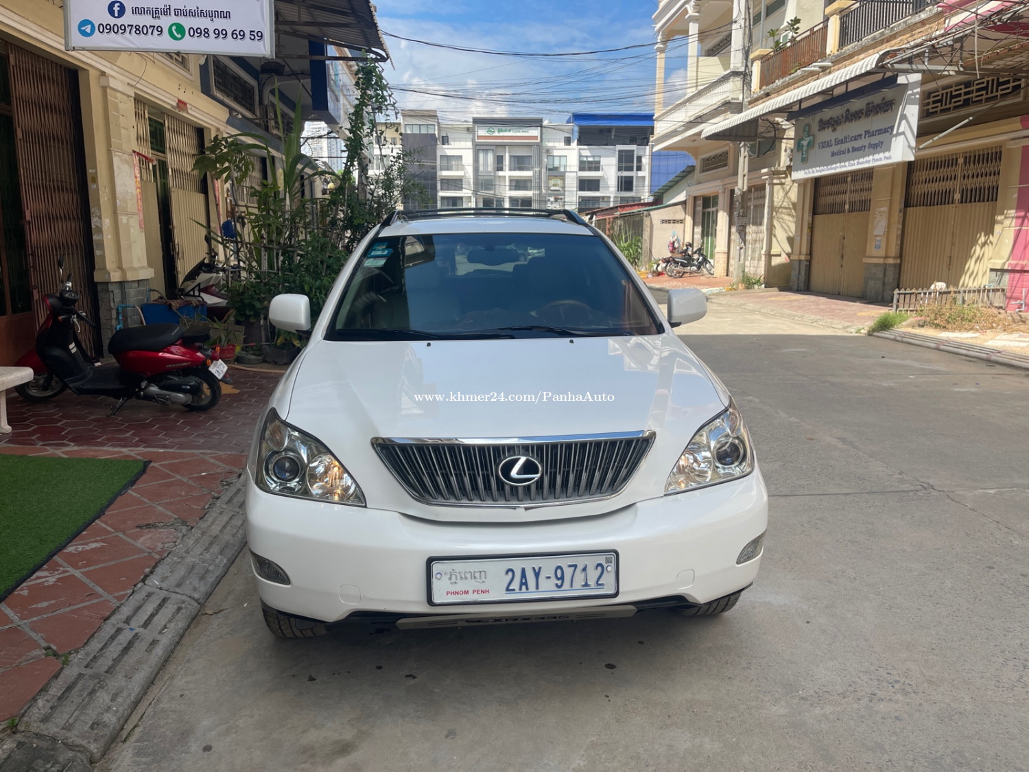 Lexus RX330 years 2005, Pong 1, haft full price $20700.00 in Chak ...